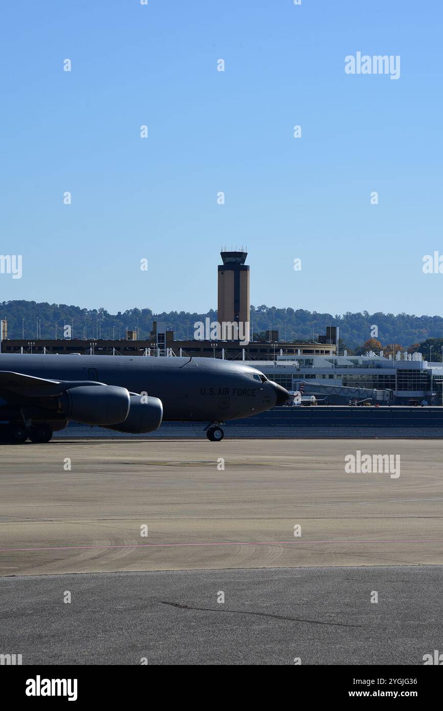 Alabama Air National Guard pilot Lt. Col. Jason Carr, former commander ...