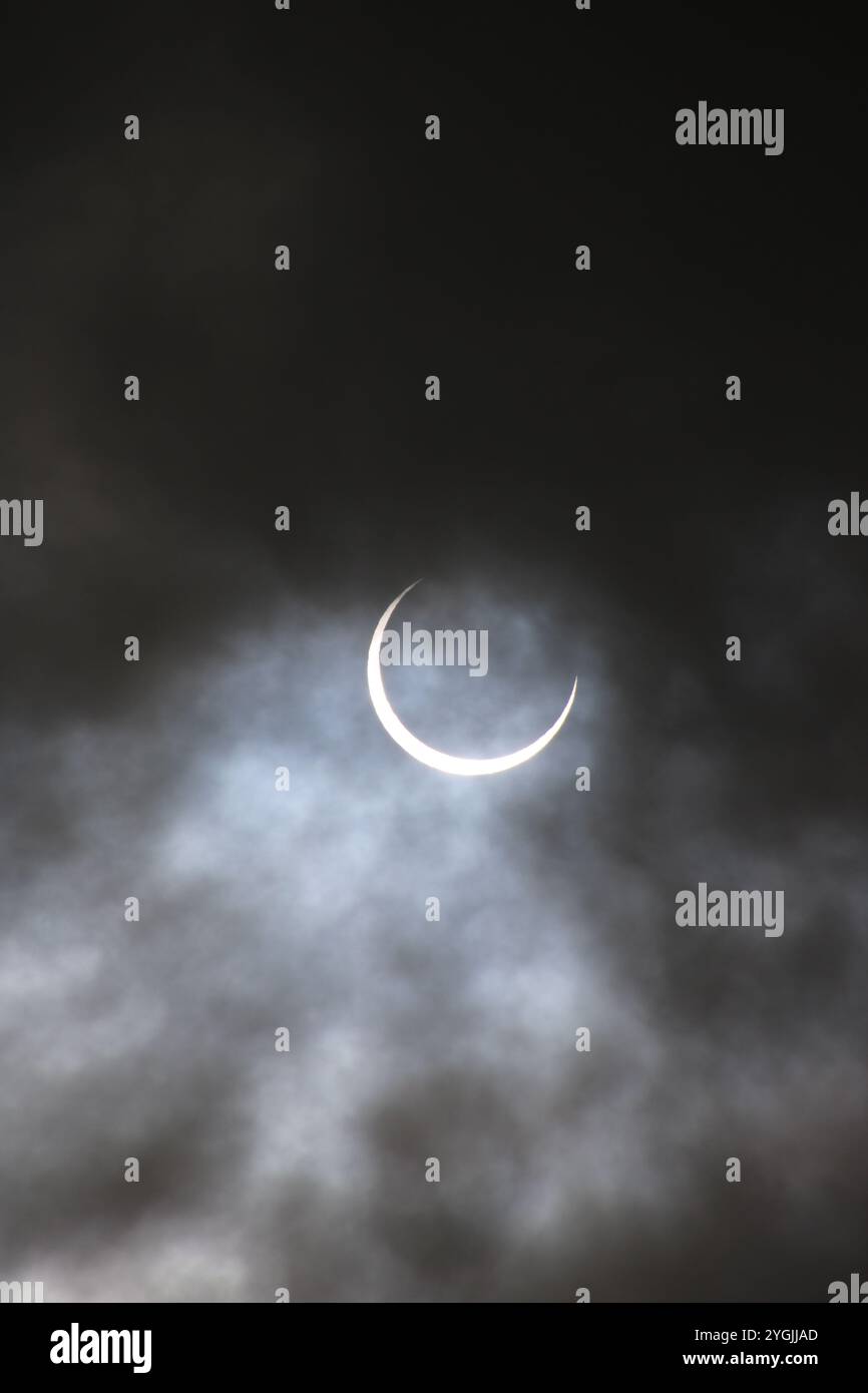 Eclipse clouds hi-res stock photography and images - Alamy
