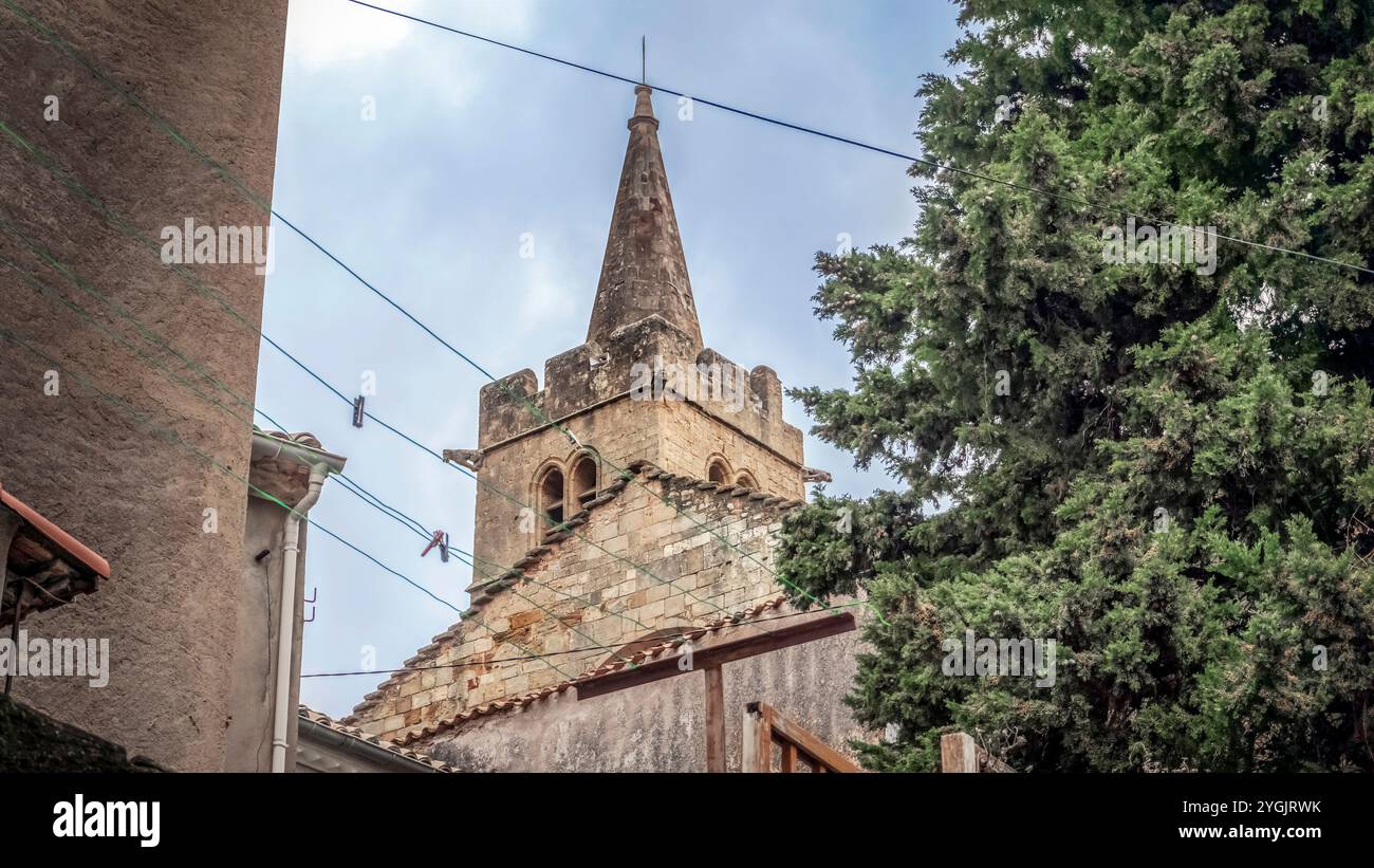 The Eglise Sainte Eulalie de Merida in Crucy was built in the Roman ...