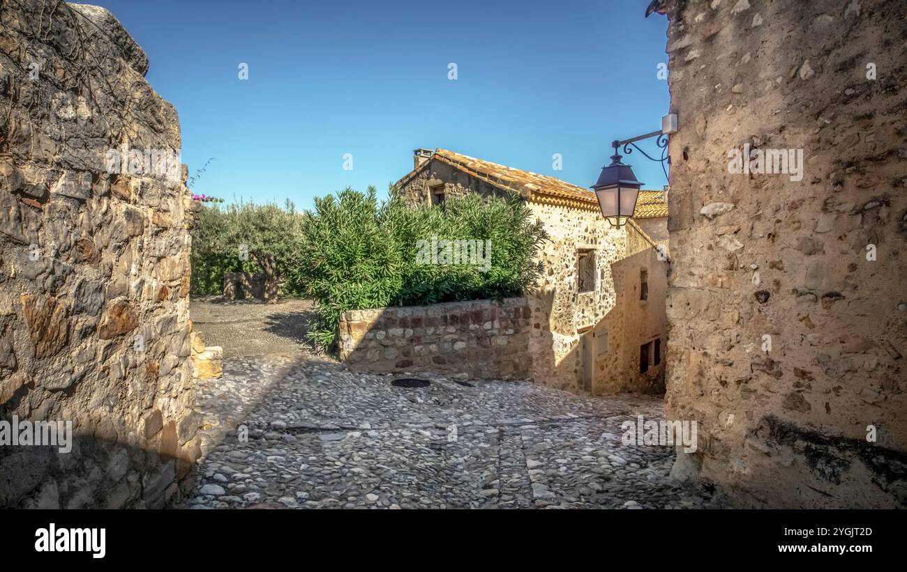Decorative holiday village hi-res stock photography and images - Alamy