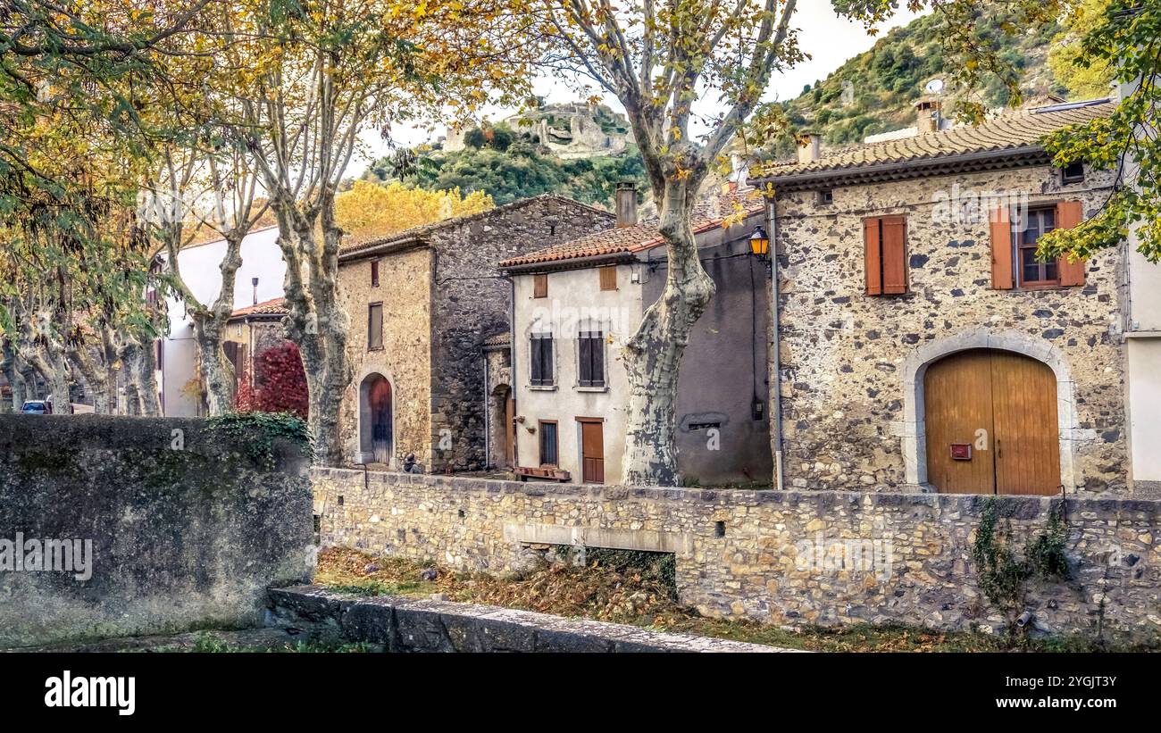 Row stone houses in hi-res stock photography and images - Alamy