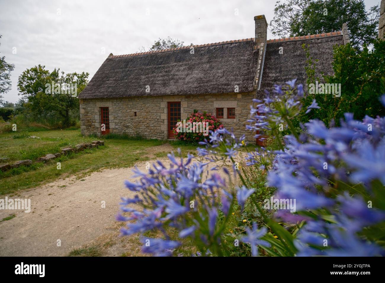 Bretagne house hi-res stock photography and images - Alamy