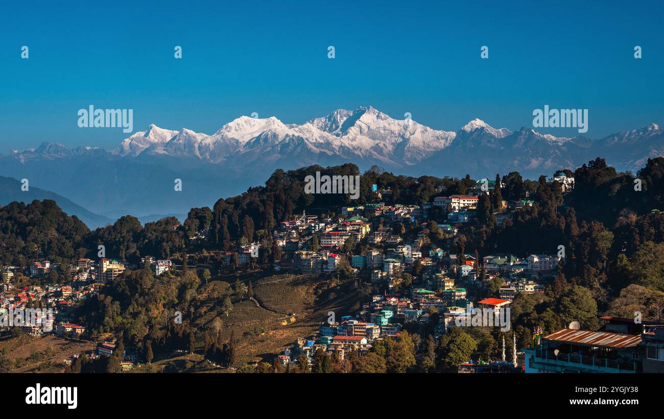 Darjeeling in the Himalayas, North India, view of mountains and tea ...