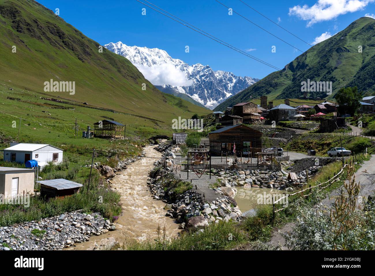 Mountain village of Ushguli with its old watchtowers in the Caucasus ...