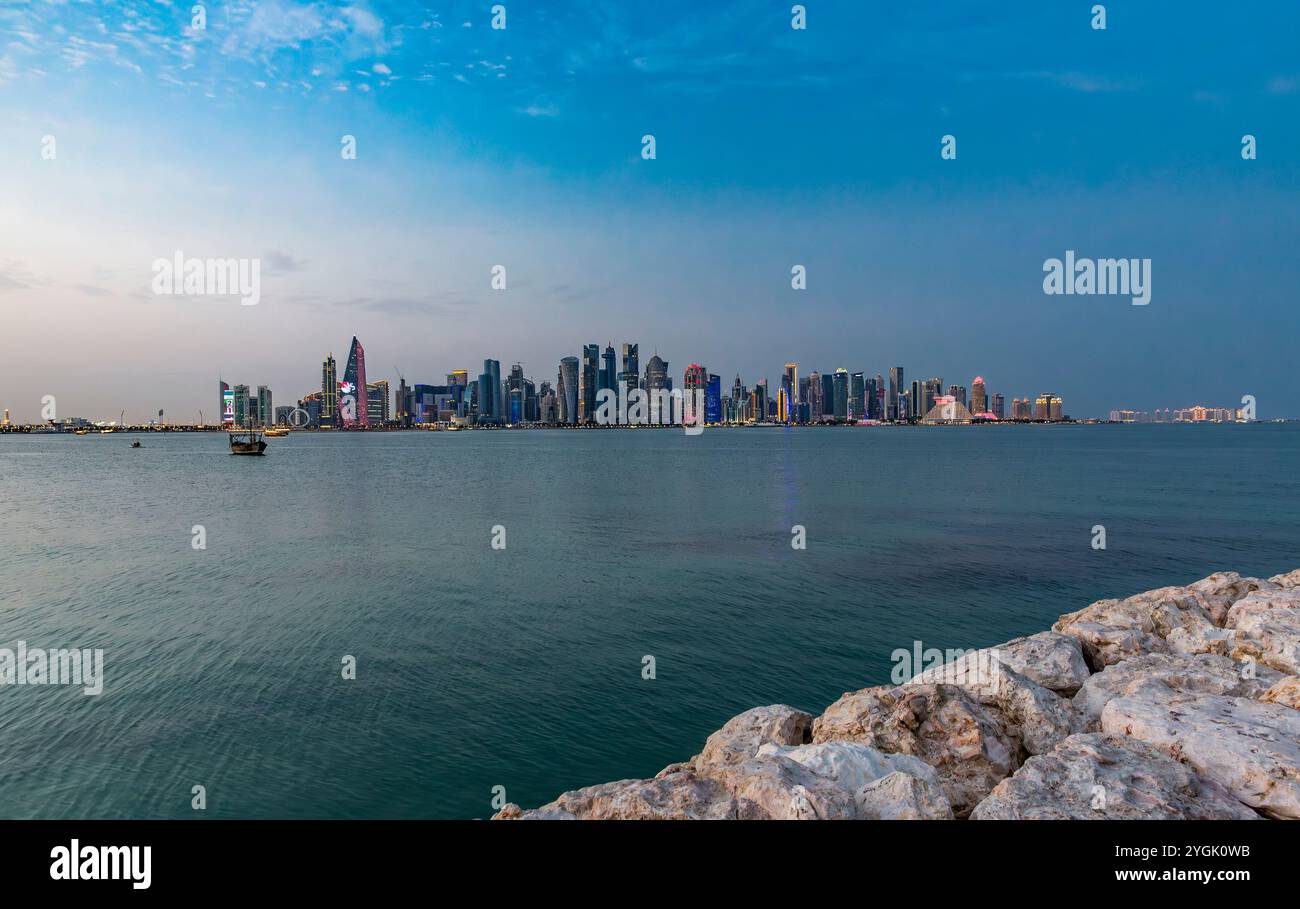 The skyline of Doha at dusk, Doha, Qatar, Persian Gulf, Middle East ...