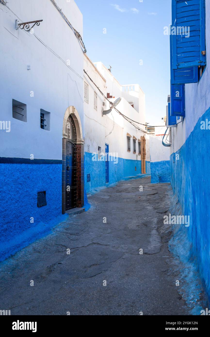 Rabat blue and white houses hi-res stock photography and images - Alamy
