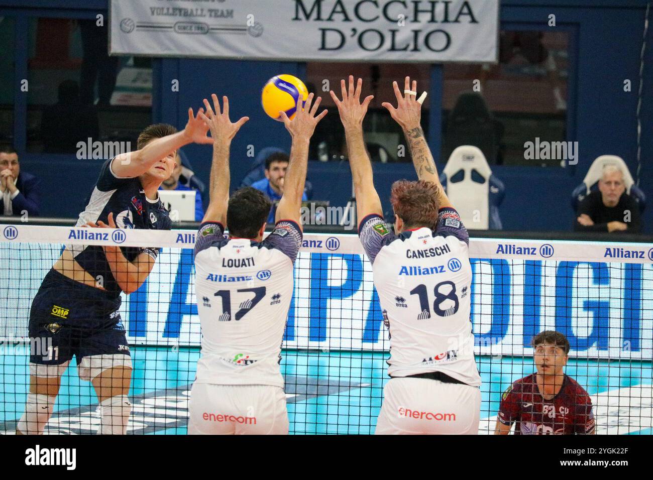 MONSTER BLOCK EDOARDO CANESCHI AND YACINE LOUATI (POWERVOLLEY MILANO ...