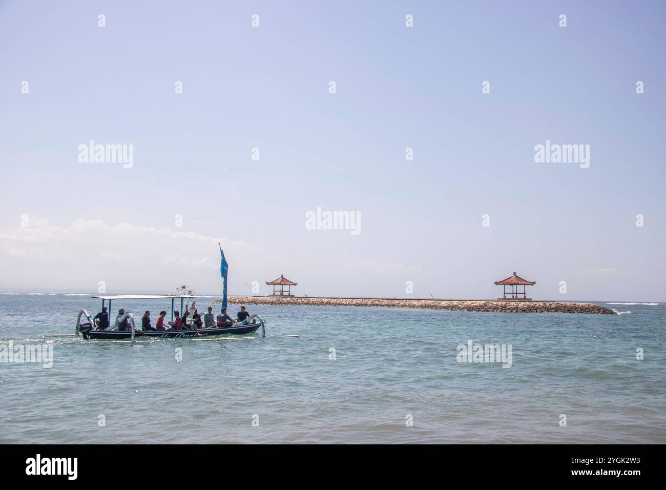 Ceremony on the beach. Religious ceremony of the Hindu faith on the ...