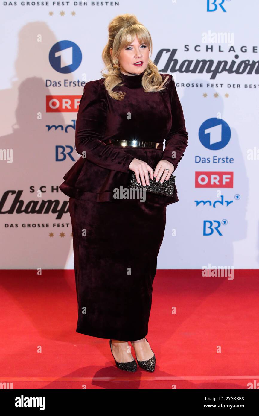 Saengerin Maite Kelly - ARD Liveshow Schlagerchampions 2020 - Das ...