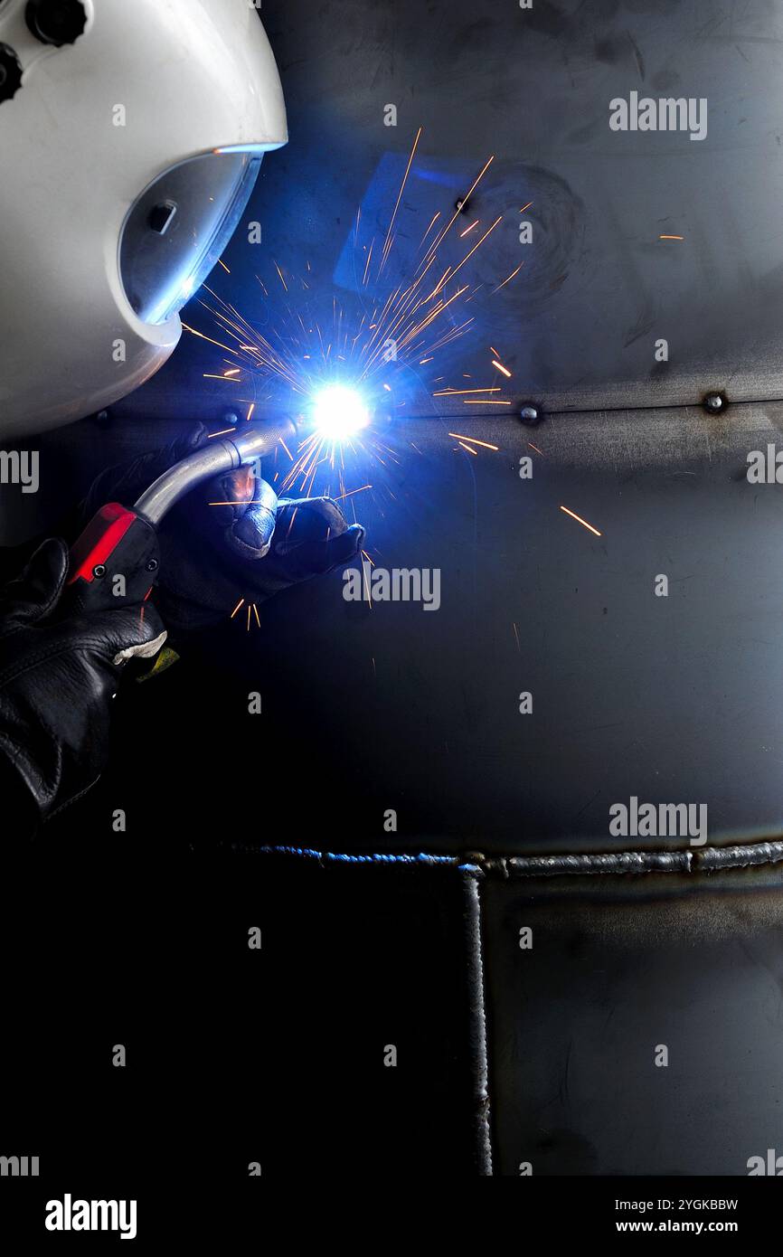 welding, connection, elements, metal, sheet, machine, flame, danger ...