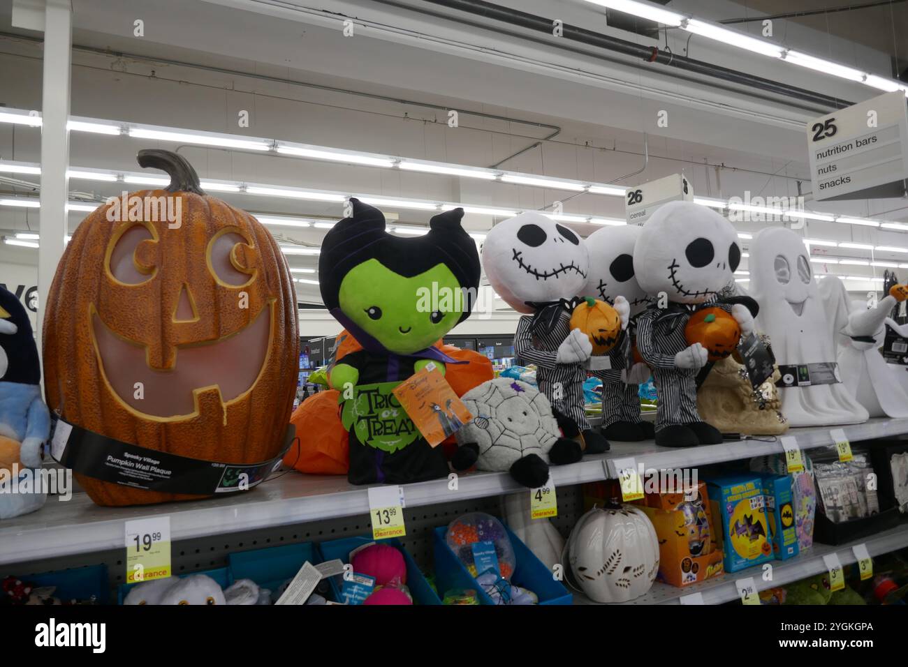 Los Angeles, California, USA 7th November 2024 Halloween Decorations on ...