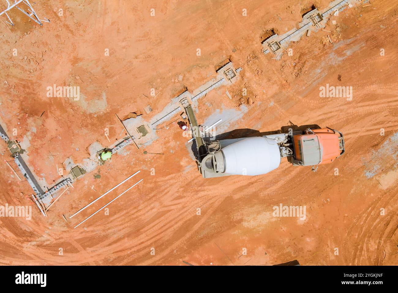 Prefabricated foundation forms hi-res stock photography and images - Alamy