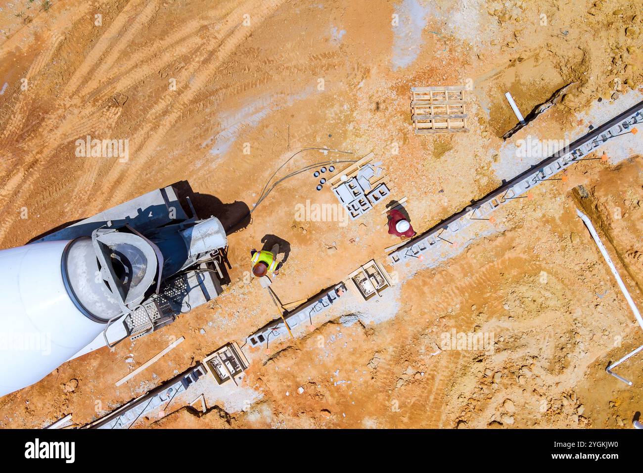 Prefabricated foundation forms hi-res stock photography and images - Alamy