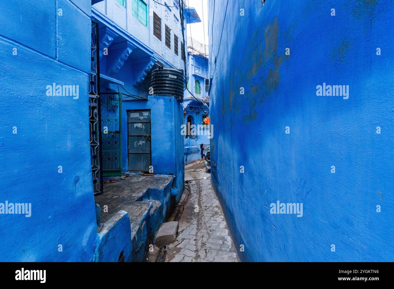Blue corridor, Jodhpur Stock Photo - Alamy