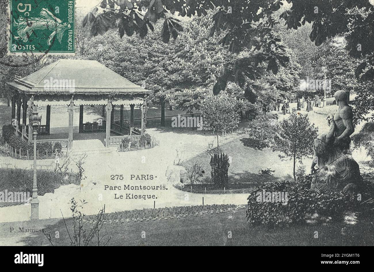Kiosque parc mont souris paris hi-res stock photography and images - Alamy
