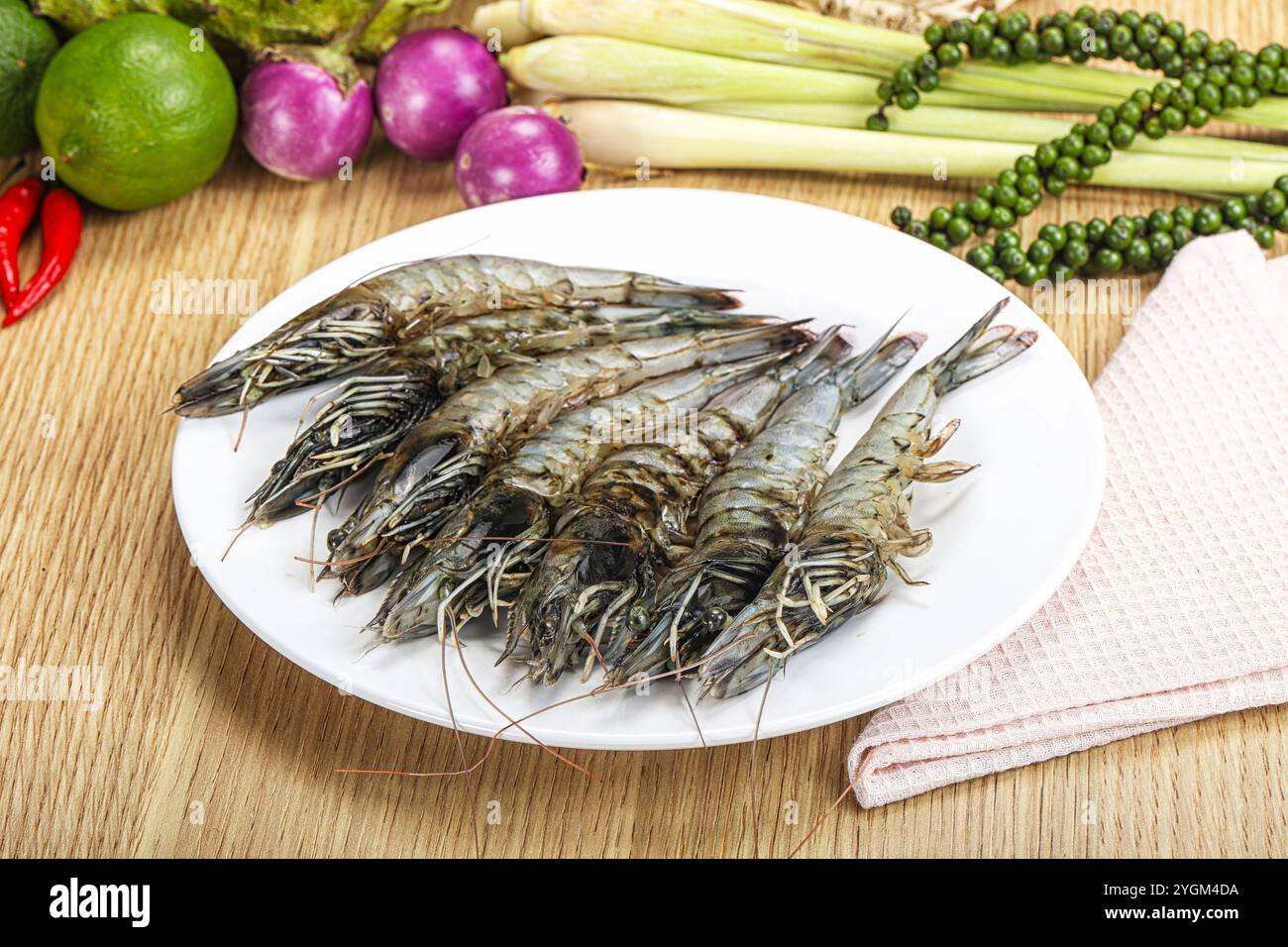 Fresh raw uncooked big tiger prawn Stock Photo - Alamy