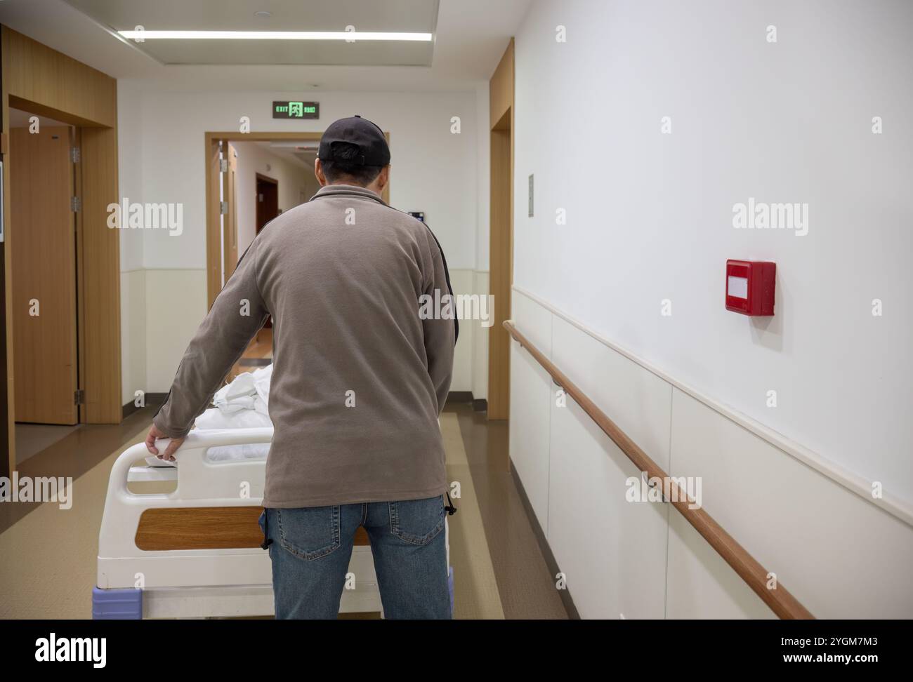 Hospital corridor patient and trolley hi-res stock photography and ...