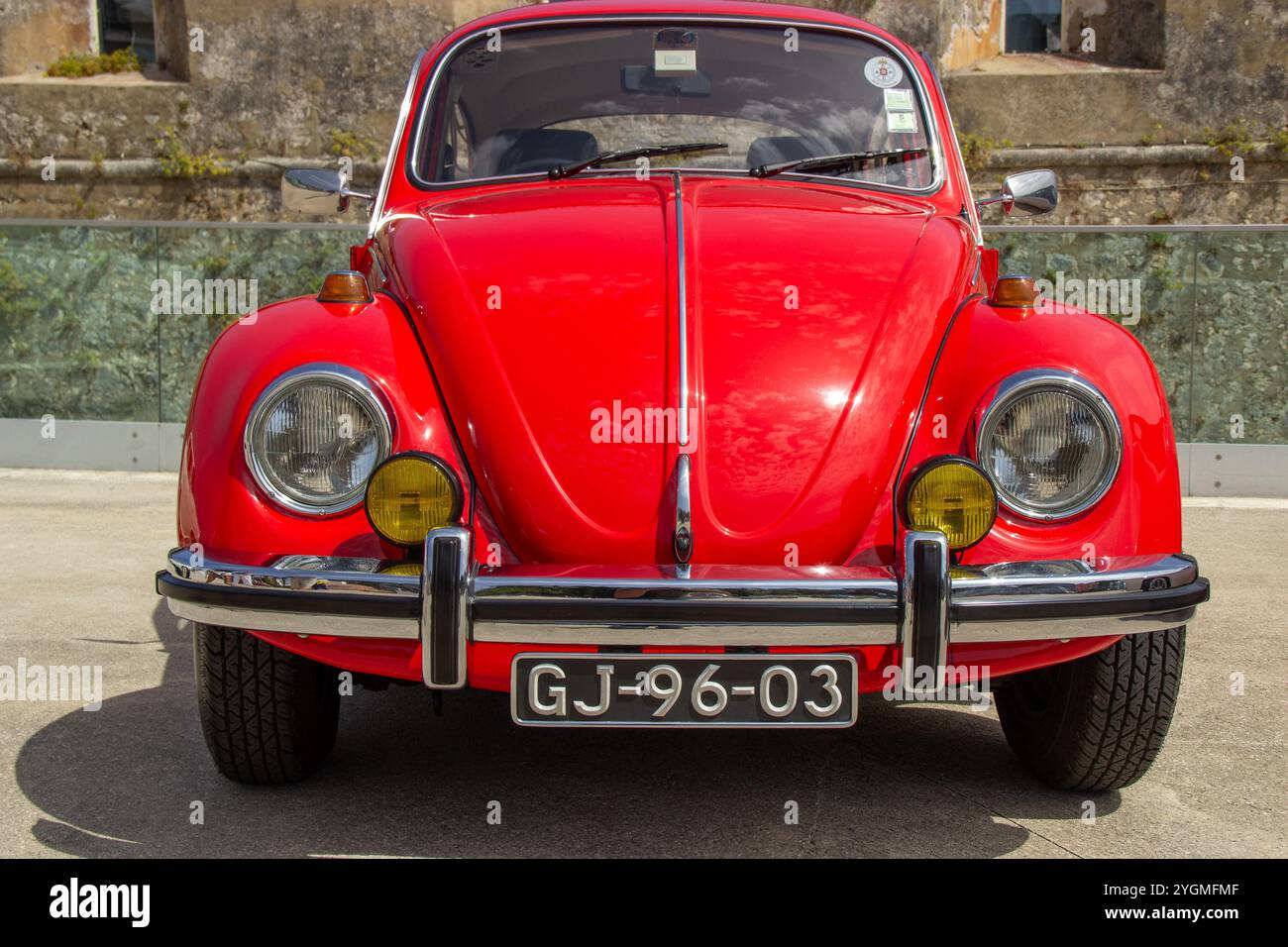 Classic volkswagen beetle parked in hi-res stock photography and images - Alamy