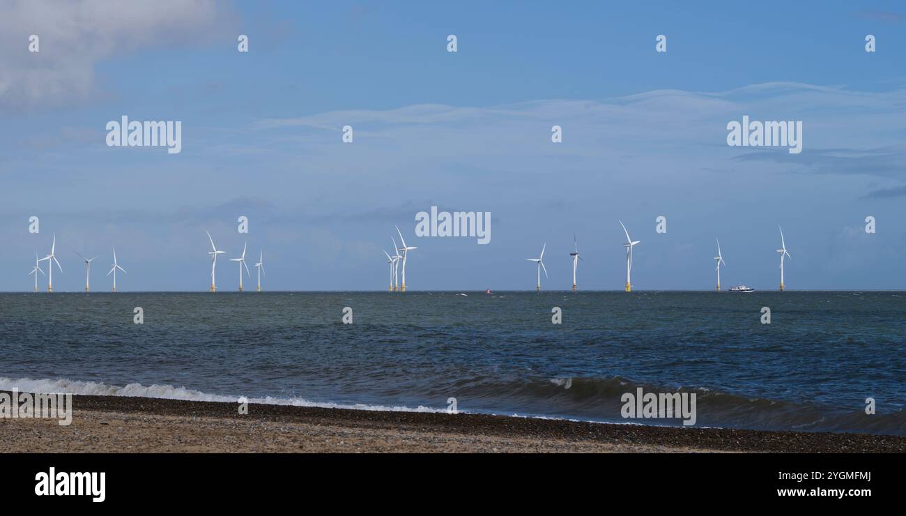 Scroby sands offshore wind farm hi-res stock photography and images - Alamy