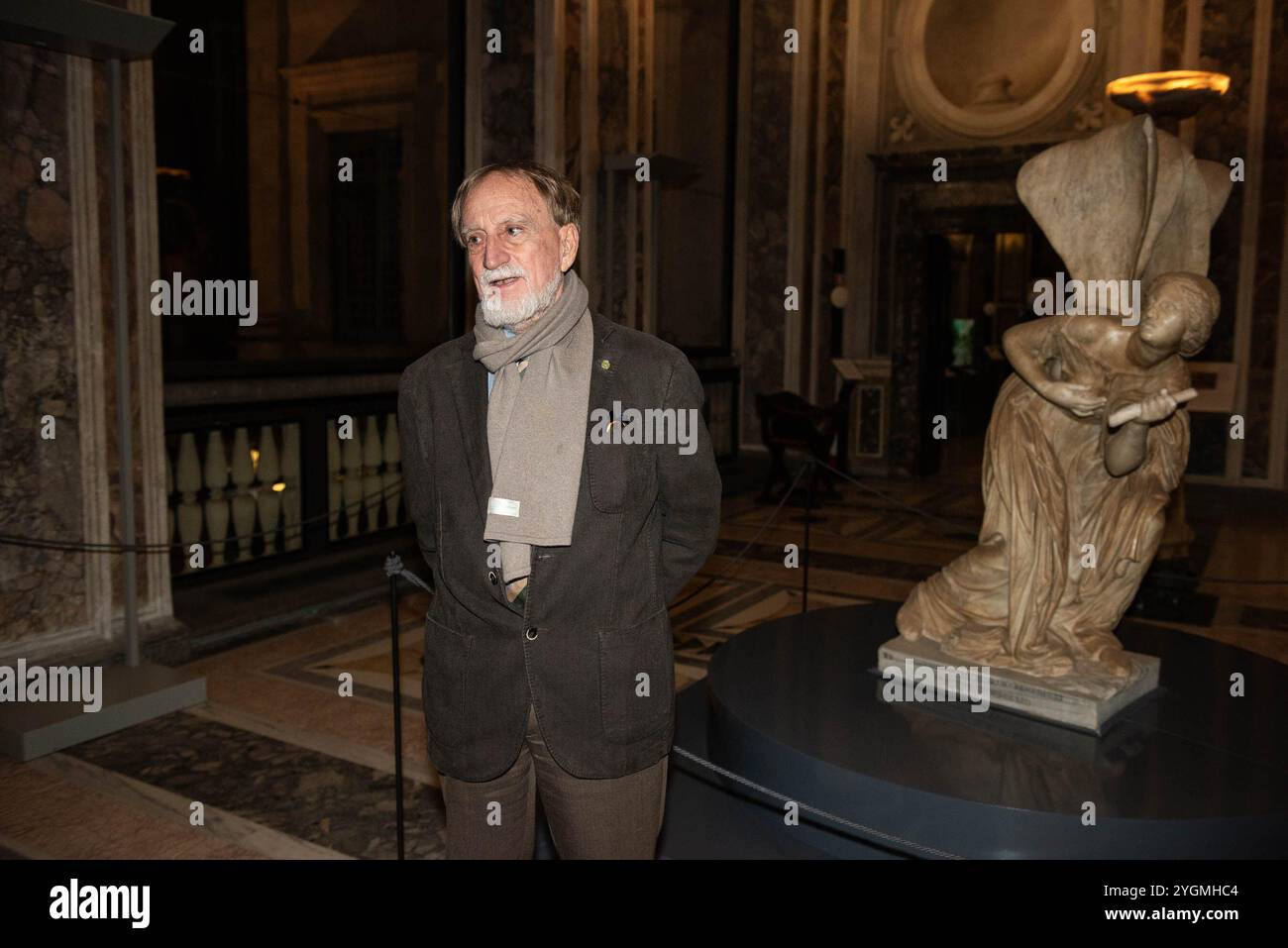 **NO WEB AND NEWSPAPERS ONLY FOR ITALY** In the loggia of Cupid and ...