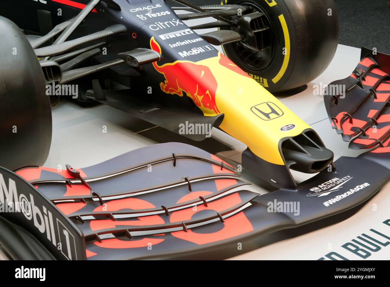 Honda engine direct injection hi-res stock photography and images - Alamy