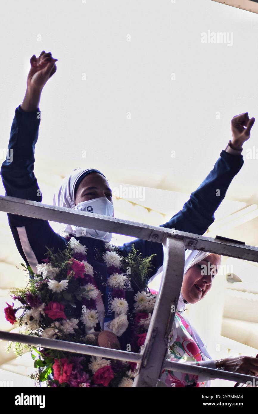 Cairo, Egypt. 28 July 2021. Egyptian athletes Hedaya Malak and Saif ...