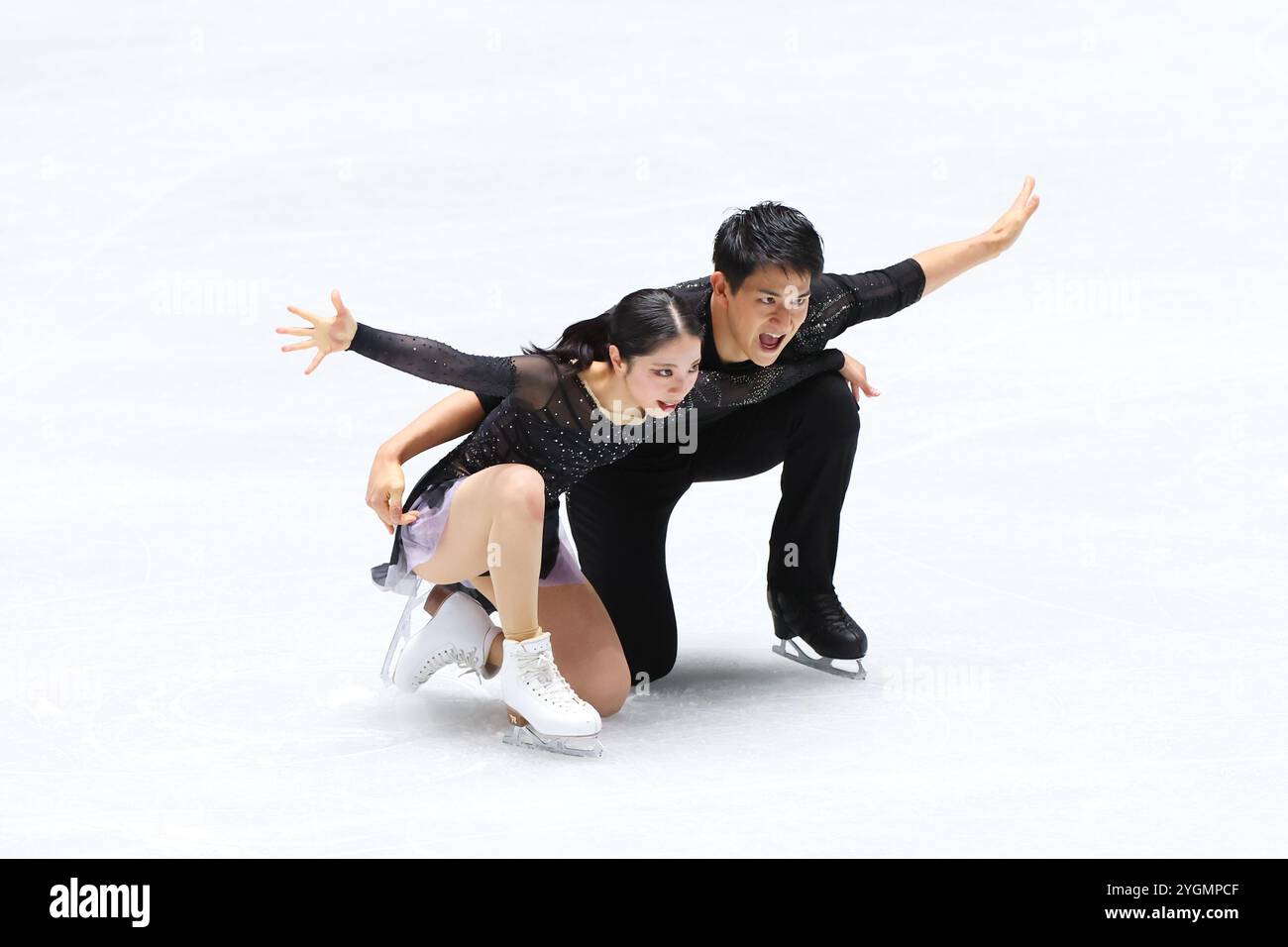 Tokyo, Japan. 8th Nov, 2024. Riku Miura & Ryuichi Kihara (JPN) Figure Skating : ISU Grand Prix ...
