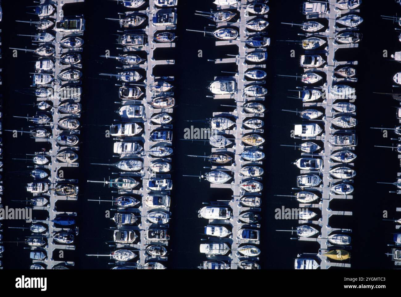 Many boats in dock harbor hi-res stock photography and images - Alamy