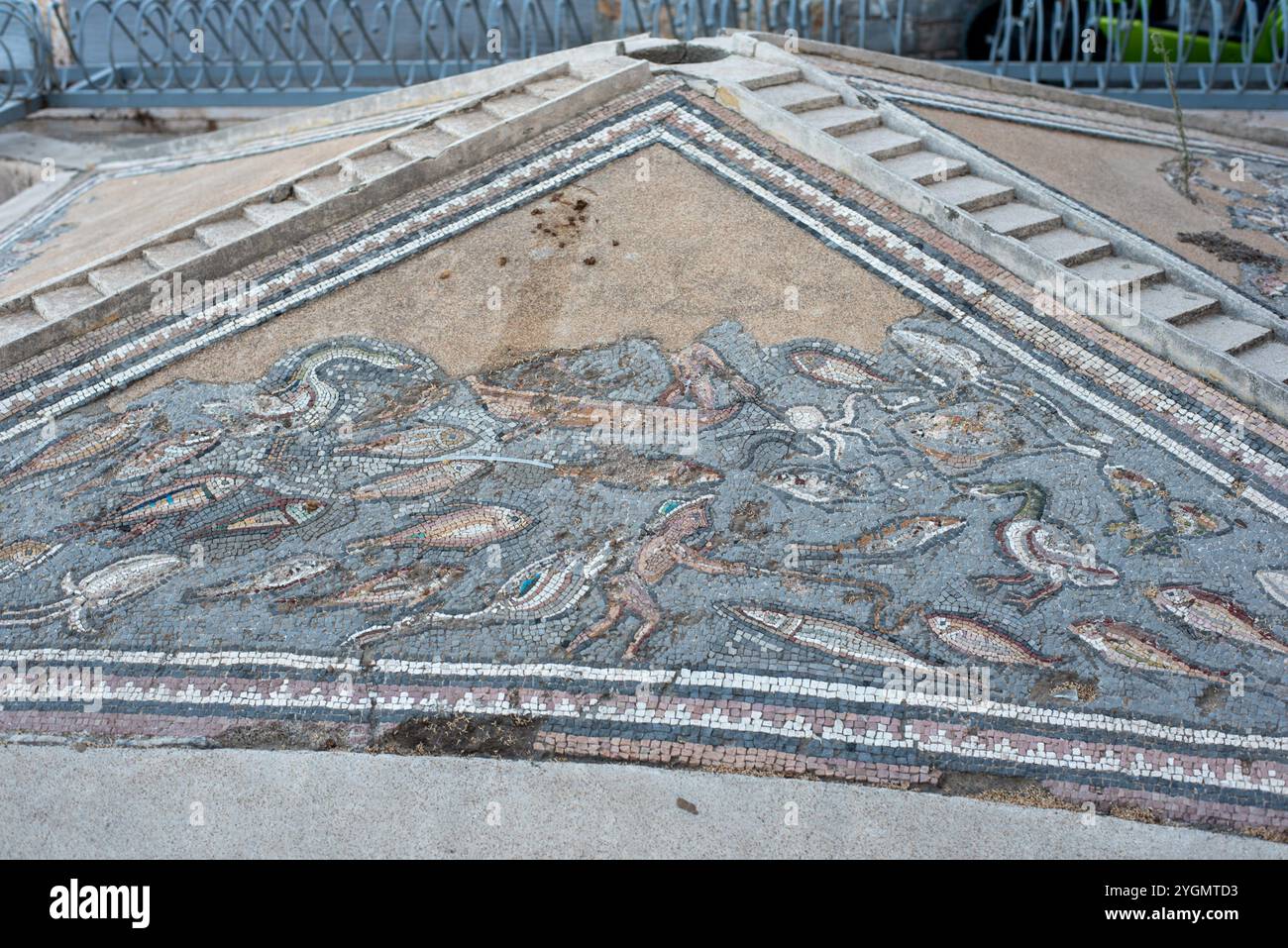 Reflecting historical significance hi-res stock photography and images ...