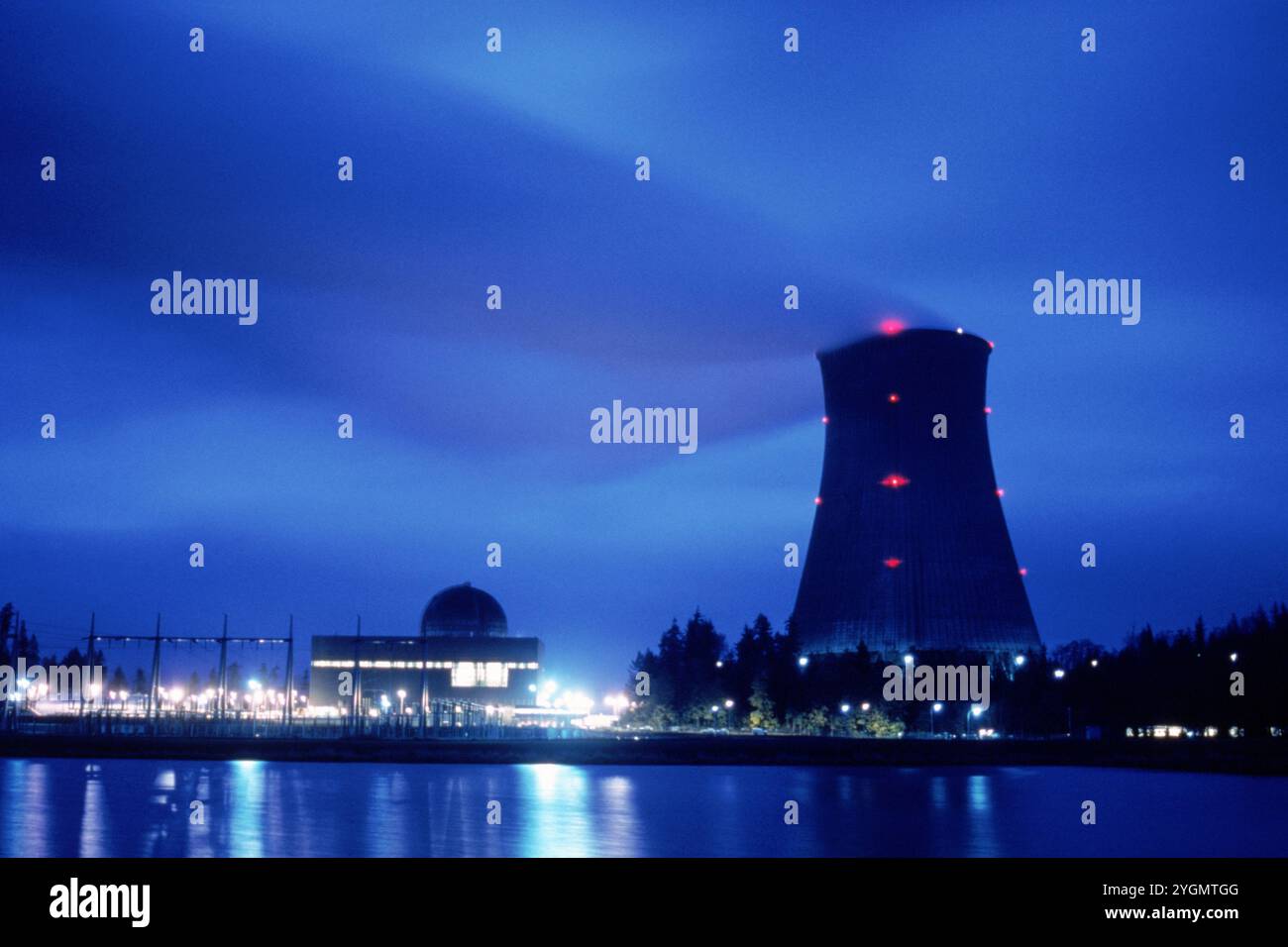 Nuclear energy factory america hi-res stock photography and images - Alamy