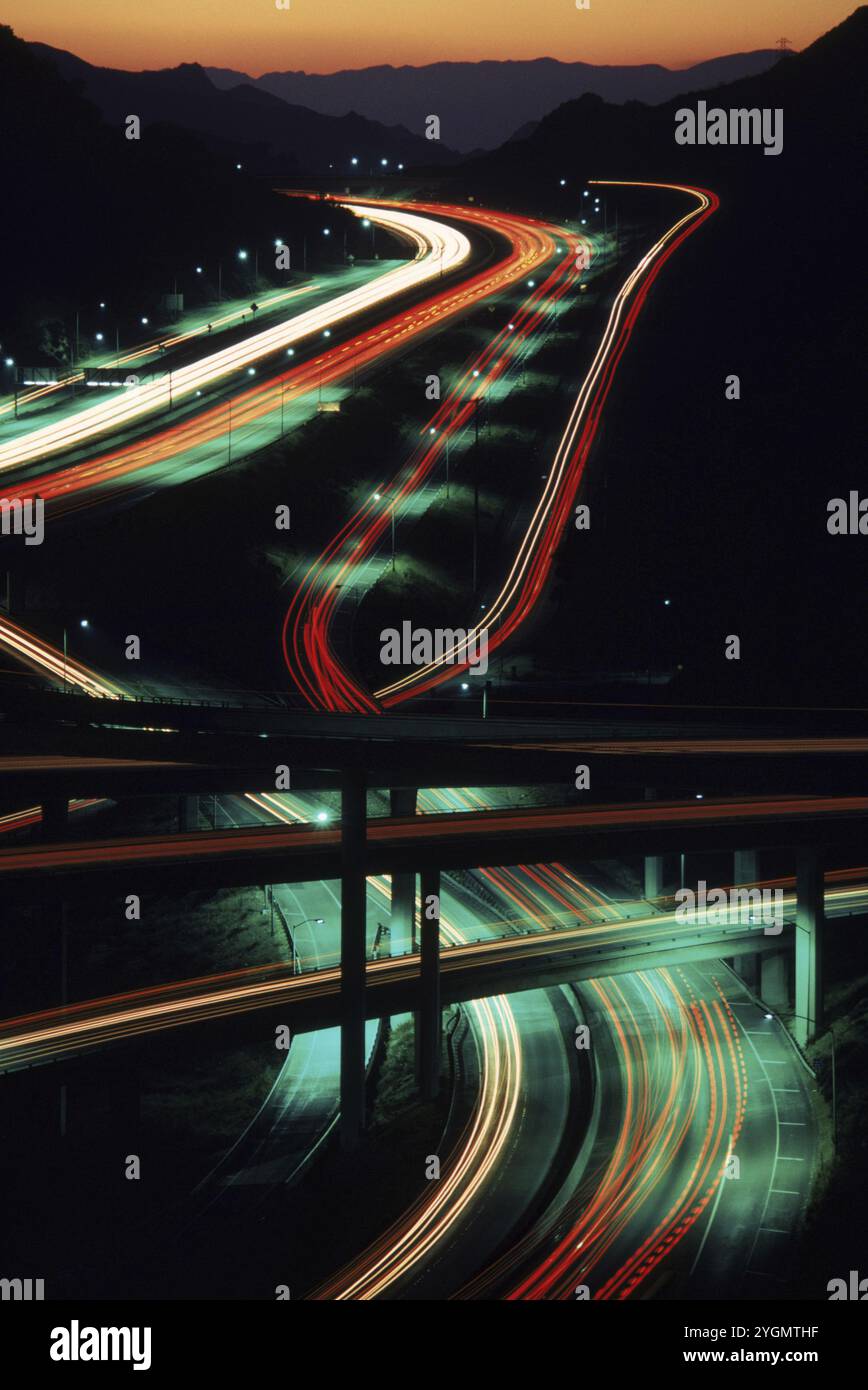 Los angeles roads at night hi-res stock photography and images - Alamy