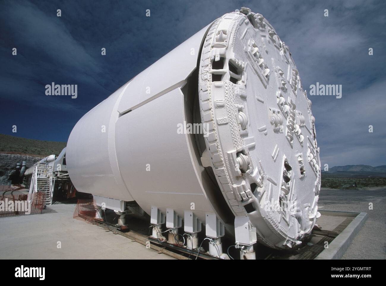 Horizontal boring machine hi-res stock photography and images - Alamy
