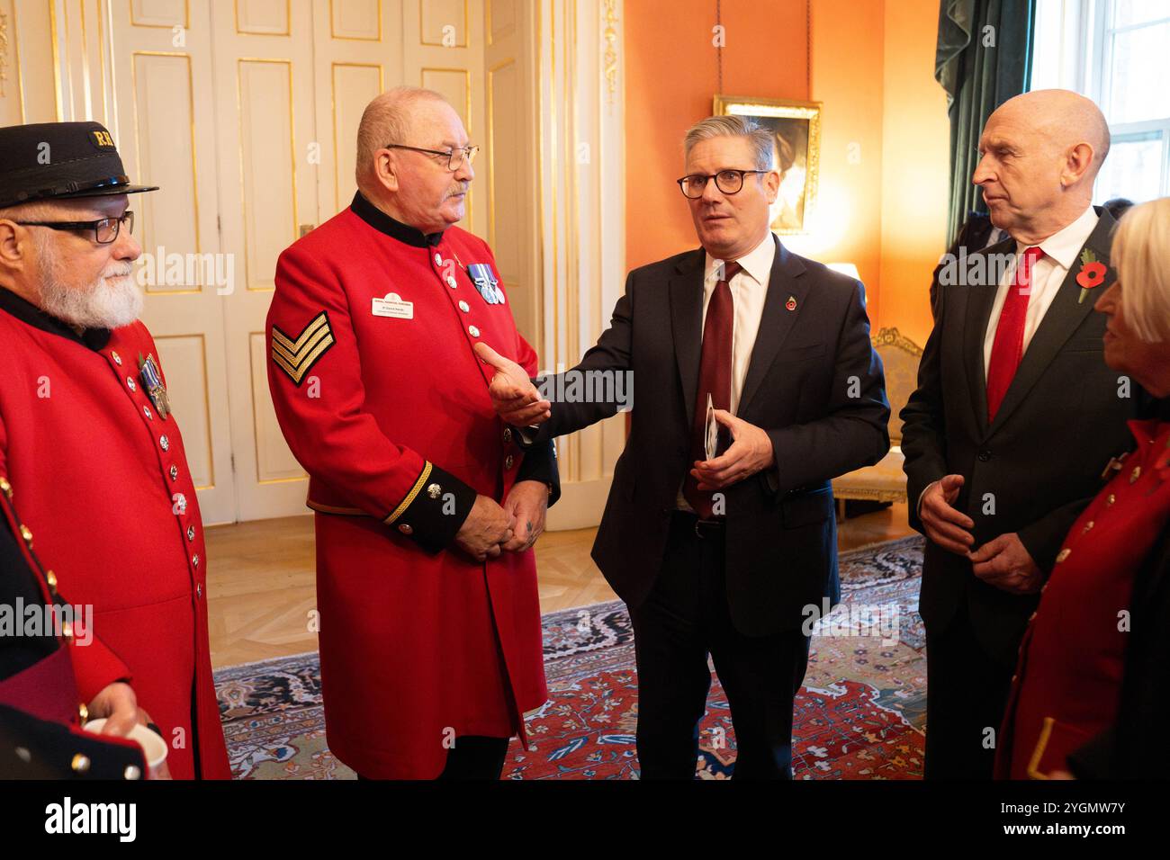 Prime Minister Sir Keir Starmer (centre) and Defence Secretary John ...