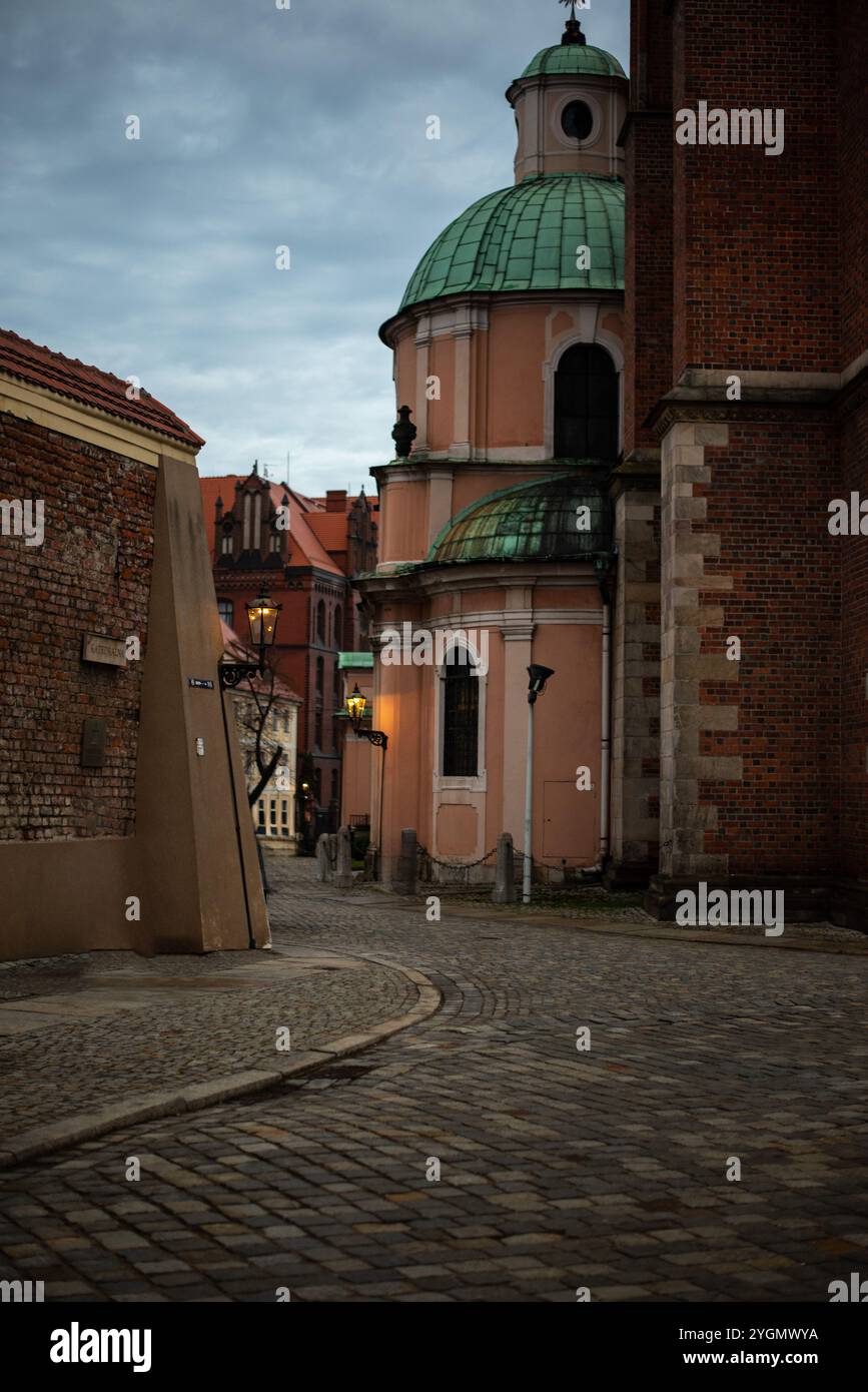 The exterior view of the Baroque side chapel on the north side of St ...