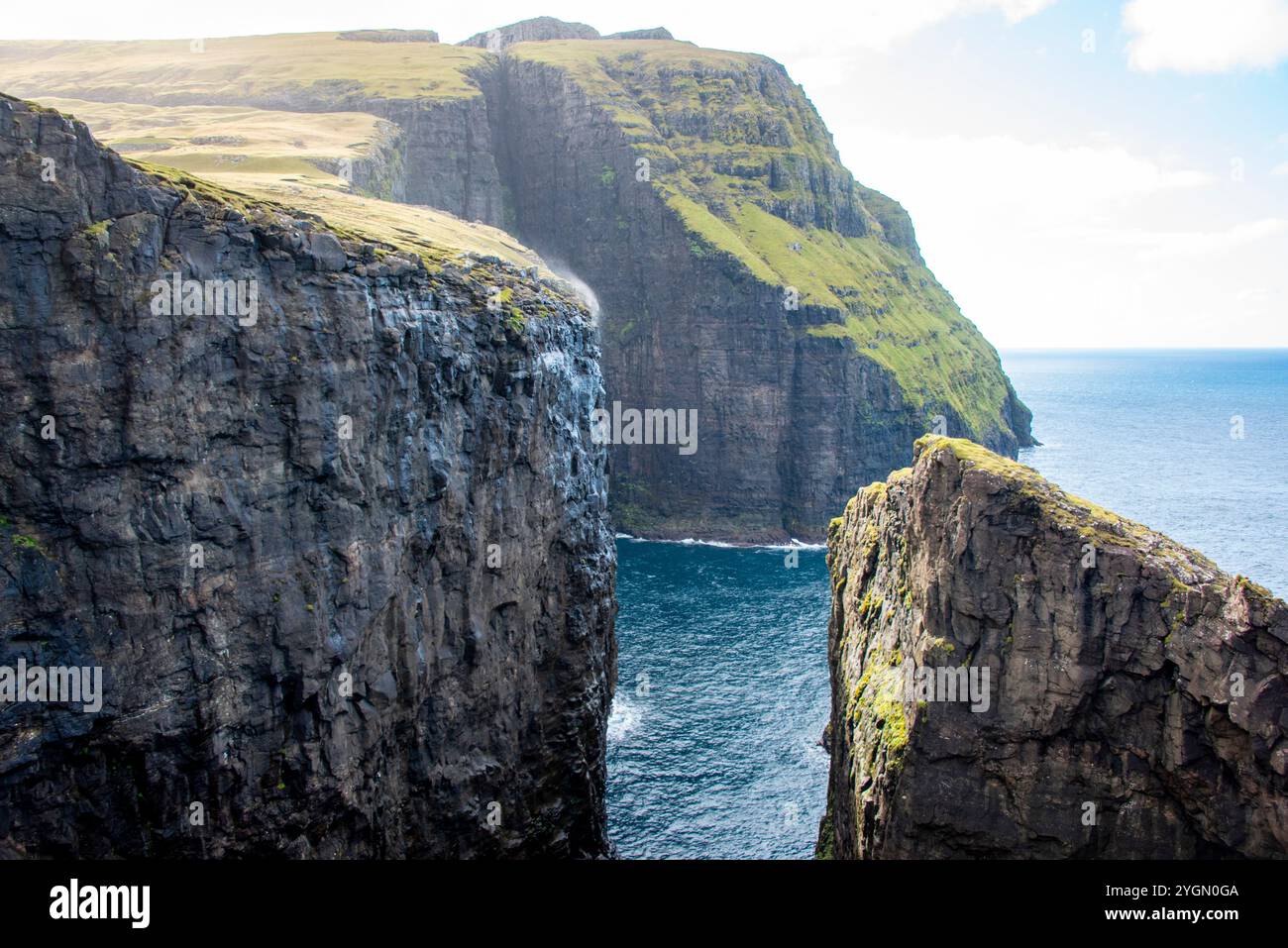 High sea islands hi-res stock photography and images - Alamy