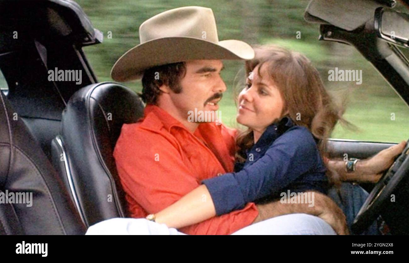 SMOKEY AND THE BANDIT 1978 universal Pictures film with Burt Reynolds ...