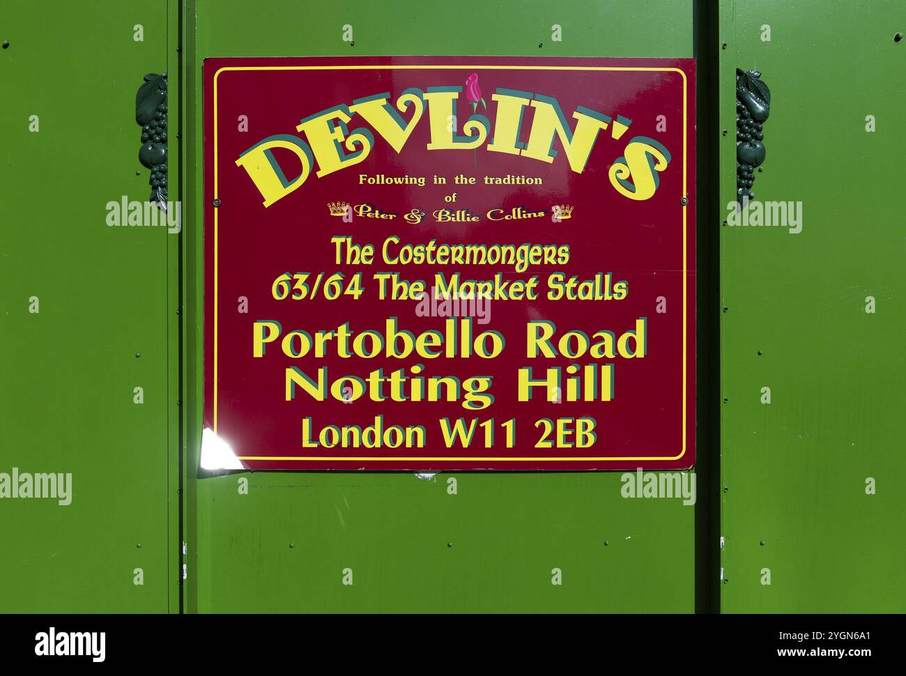 Sign for fruit and vegetable shop Devlin's, Portobello Road, Notting ...