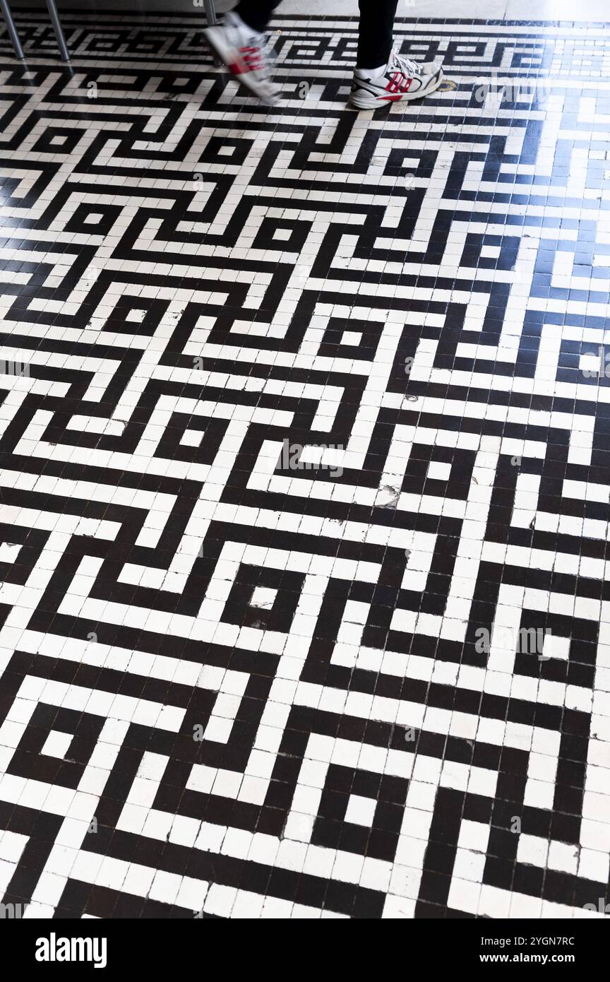 Black and white tiled floor, Tate Britain, Millbank, Westminster ...