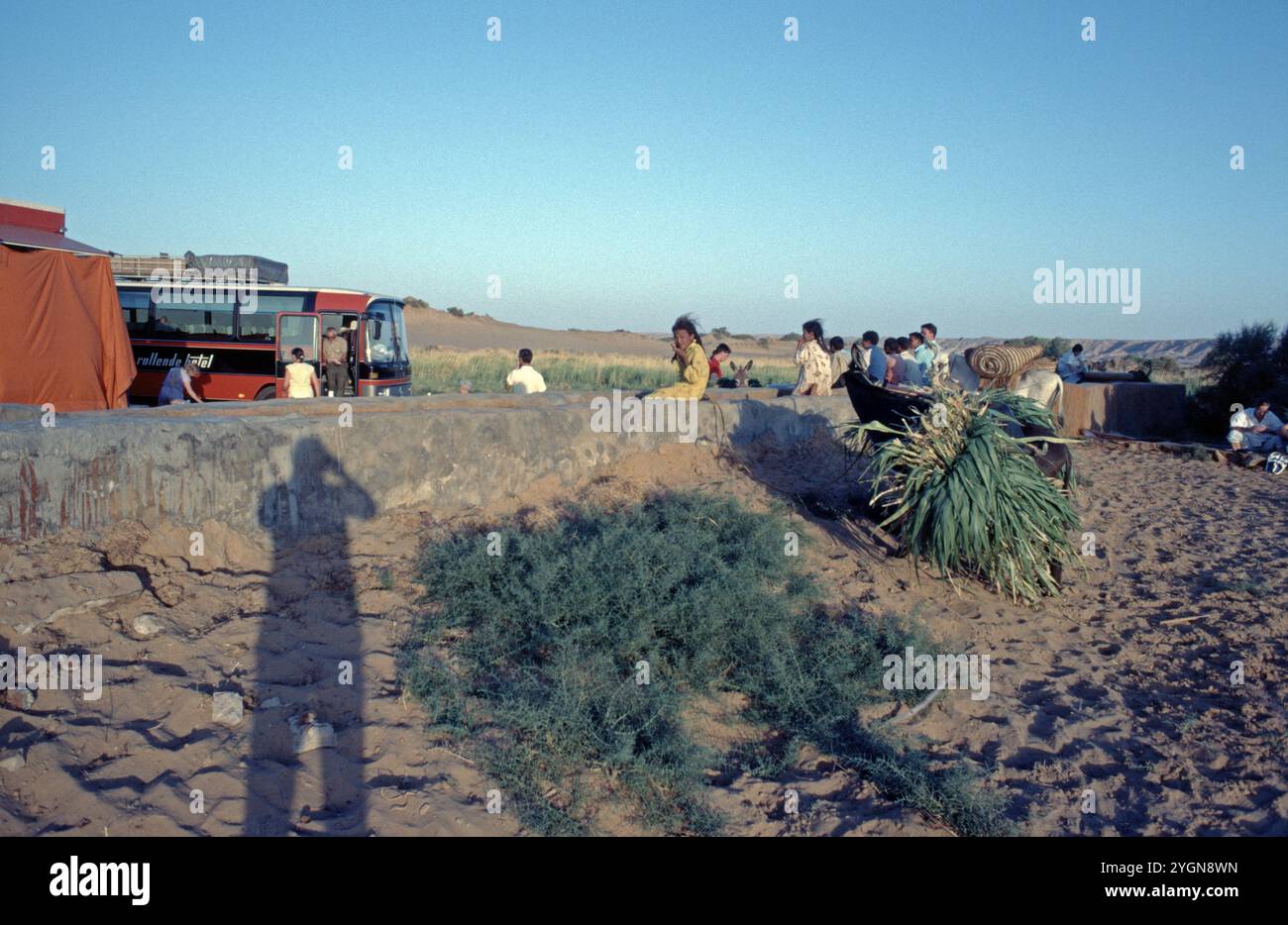People, coach, Rotel-Tours stand, El Heiz oasis, Al-Bahariyya oasis ...