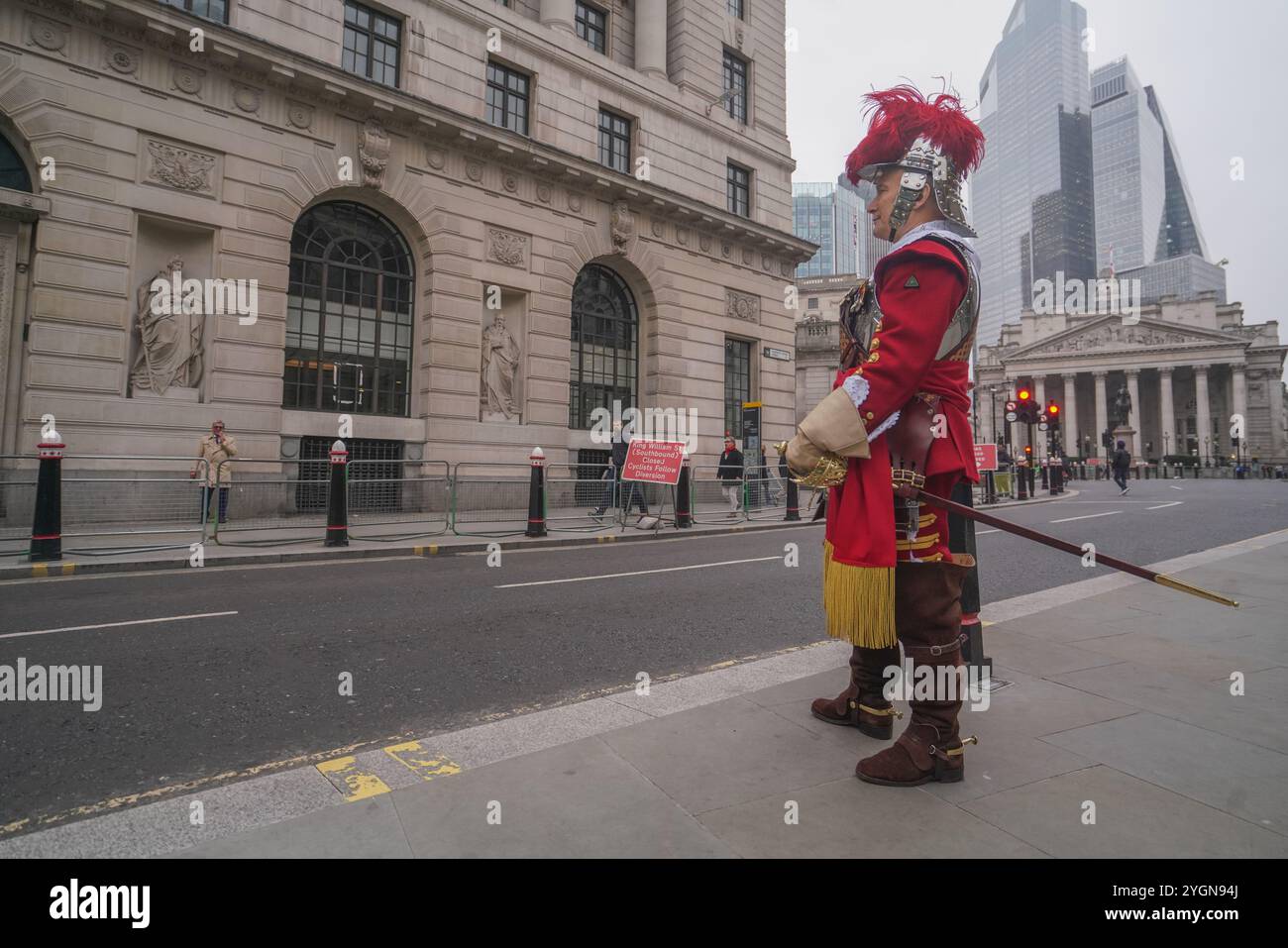 London, UK. 8 November 2024 A pikeman from the company of Pikemen and ...