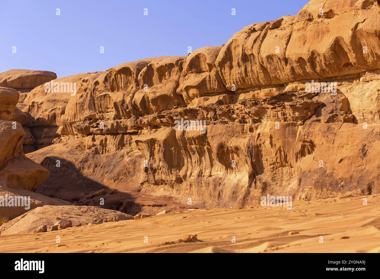 Beautiful close up shot mountain hi-res stock photography and images ...