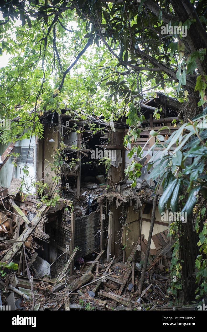 Akiya house hi-res stock photography and images - Alamy