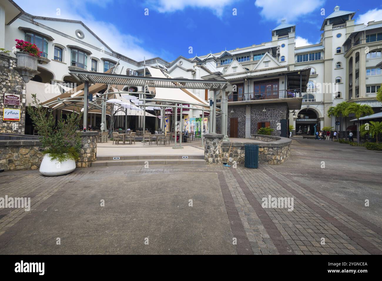 Mall of africa mall hi-res stock photography and images - Alamy