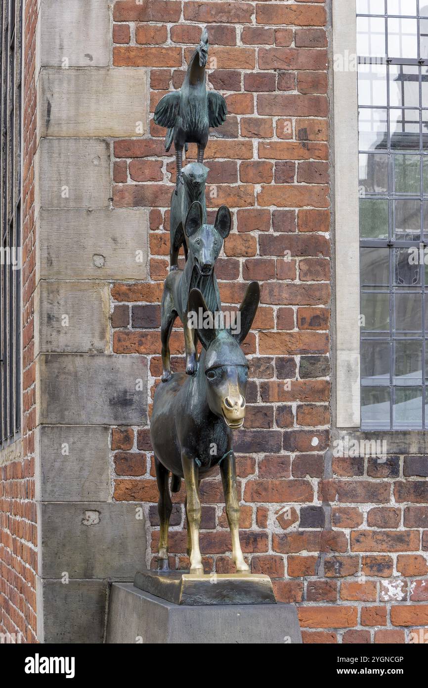 The famous bronze statue of the Bremen Town Musicians with the figures ...