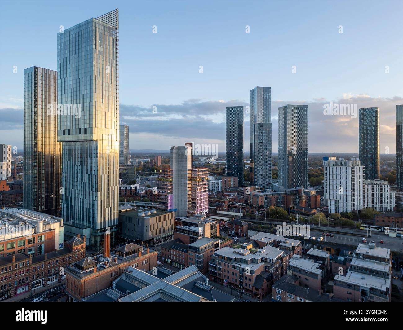 Manchester uk skyscrapers hi-res stock photography and images - Alamy