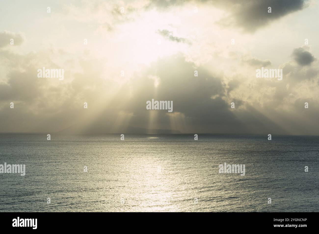 Sunlight breaking through layers hi-res stock photography and images ...
