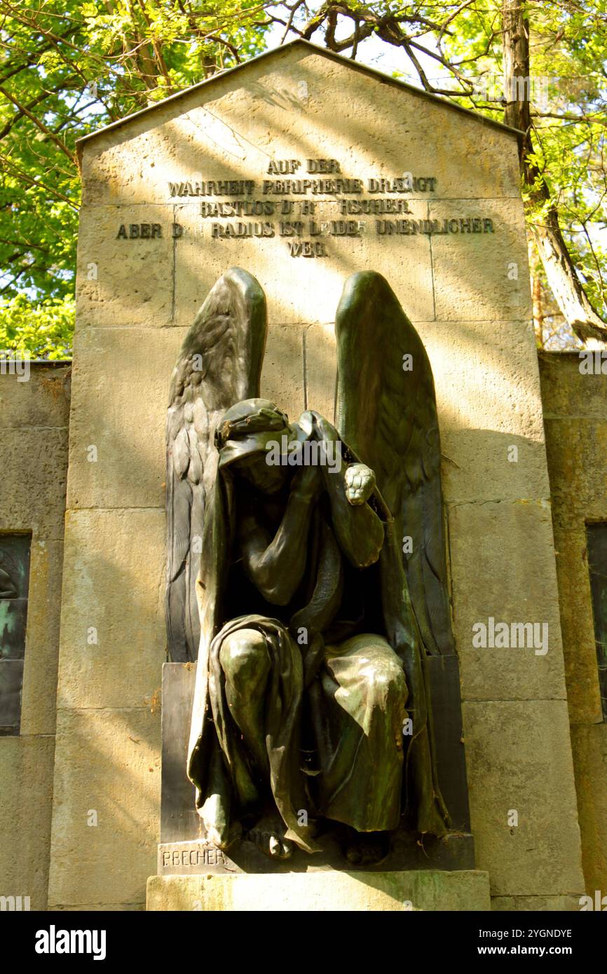 Portal crypt in cemetery hi-res stock photography and images - Alamy