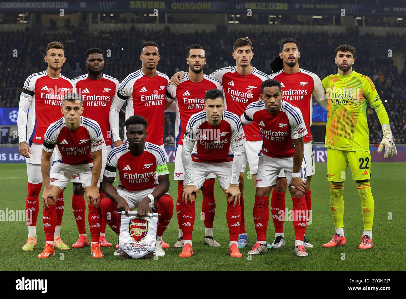 Milan, Italy. 07th Nov, 2024. Italy, Milan, 2024-11-06: starting line up of Arsenal FC in center ...