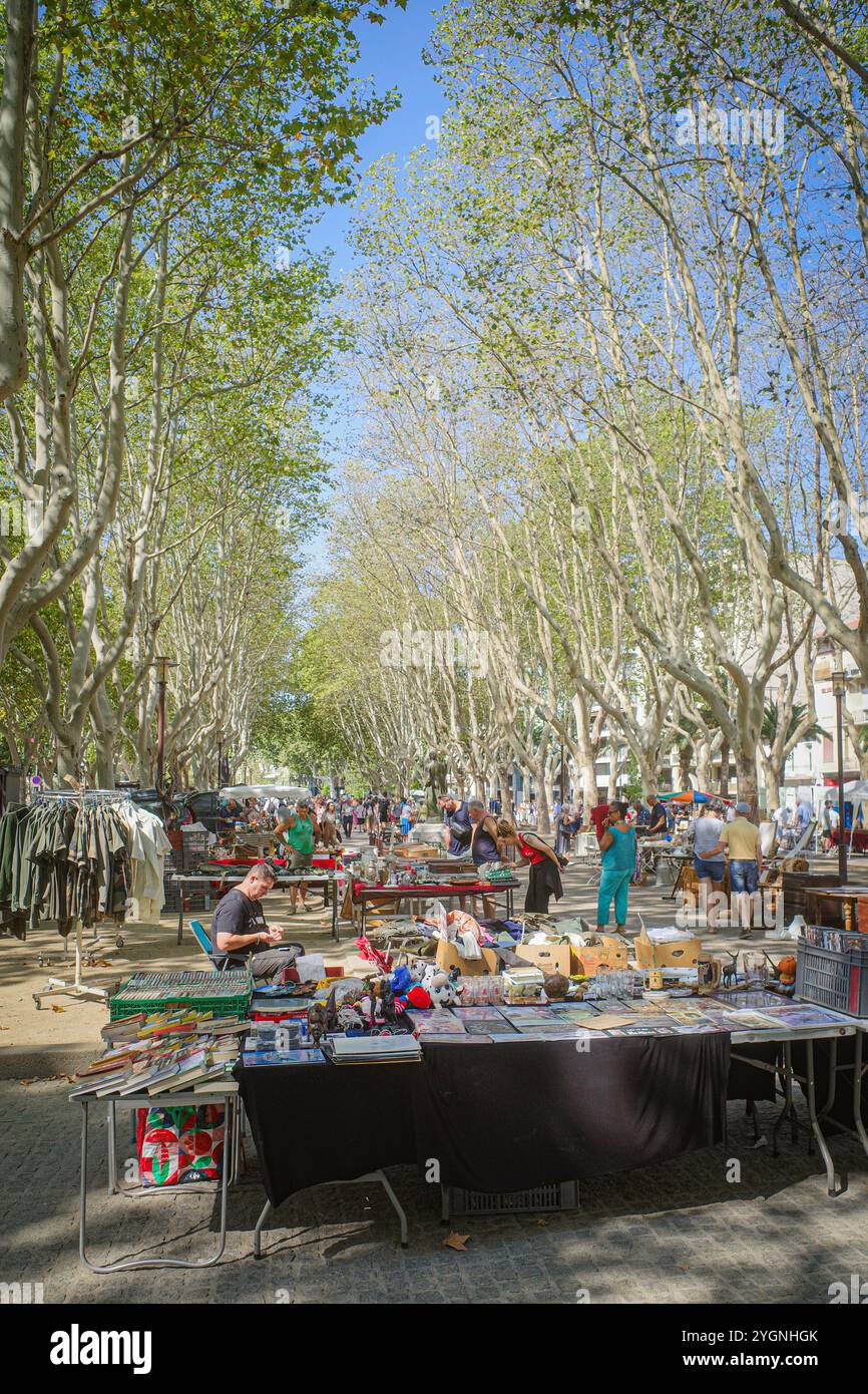 Square in old town perpignan hi-res stock photography and images - Alamy