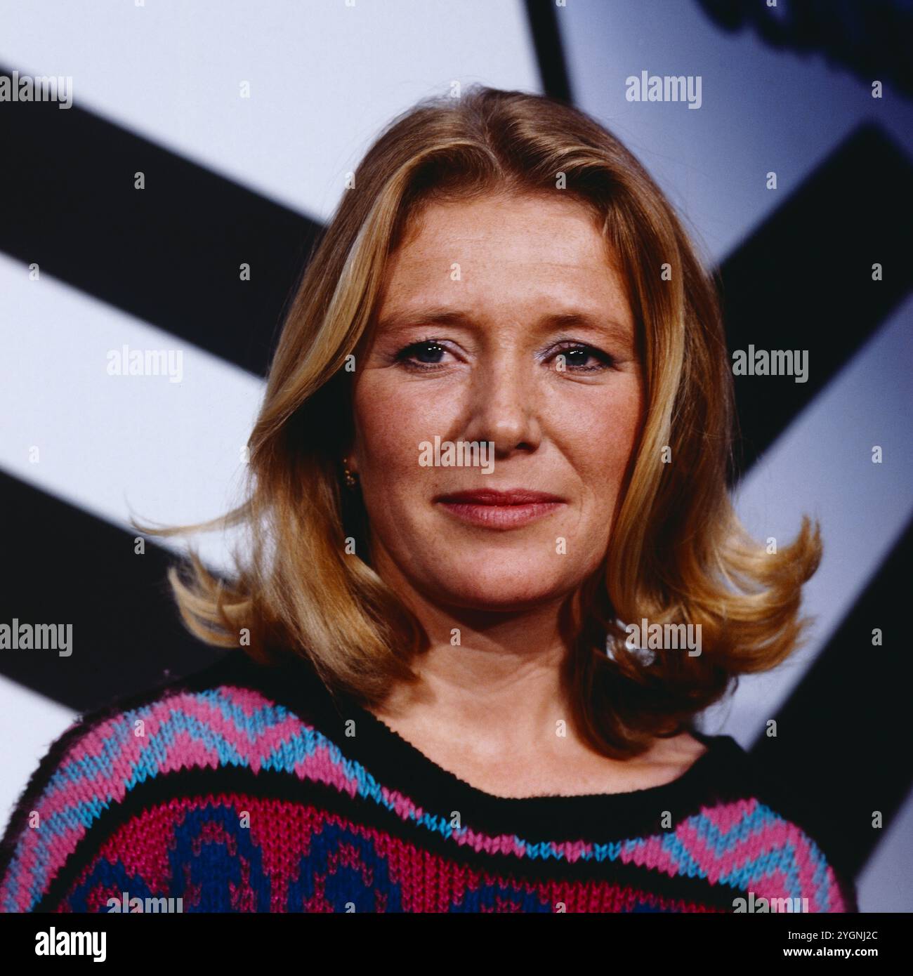 Jutta Speidel, deutsche Schauspielerin, Portrait, 1987 Stock Photo - Alamy